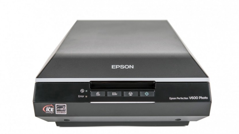 Epson Perfection V600 Review | Tested & Rated