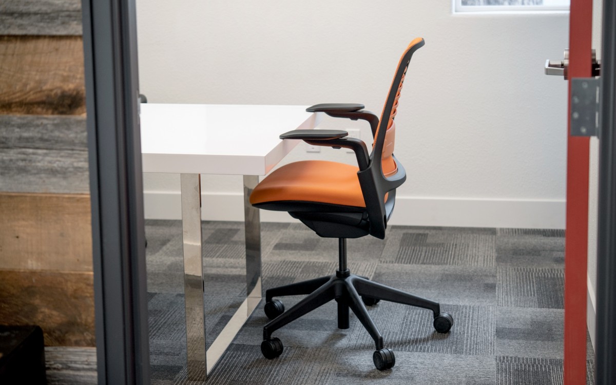 Steelcase Series 1 Review | Tested & Rated