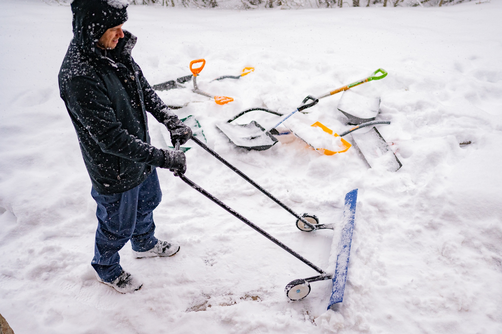 The 7 Best Snow Shovels of 2023 | Tested by GearLab