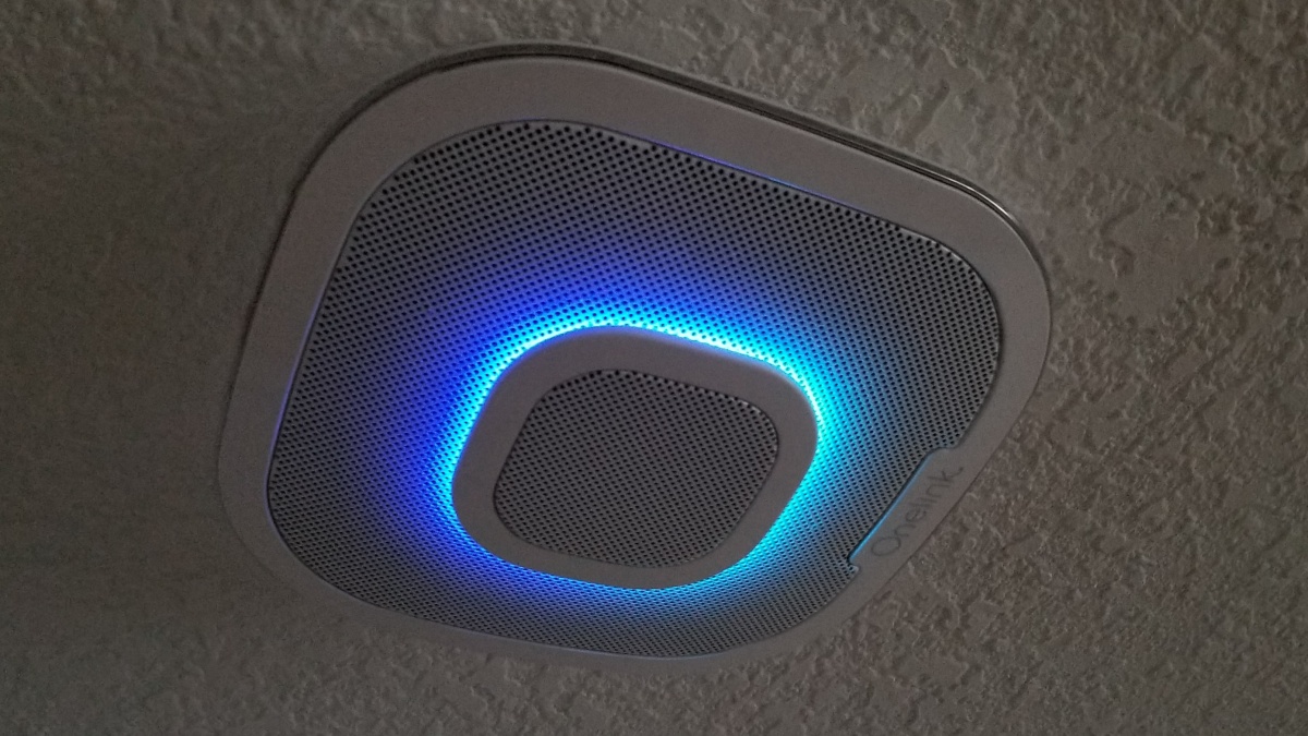 The 4 Best Smart Smoke Detectors | Tested & Rated