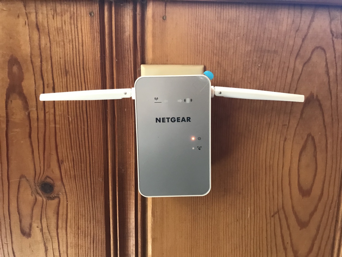 The 4 Best WiFi Extenders of 2024 | Tested