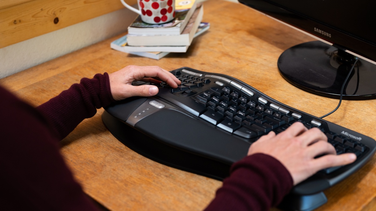 The 4 Best Ergonomic Keyboards | Tested & Rated