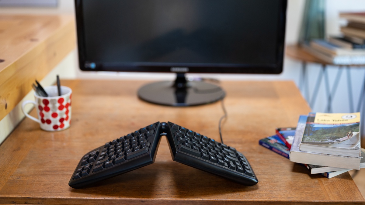 The 4 Best Ergonomic Keyboards | Tested & Rated
