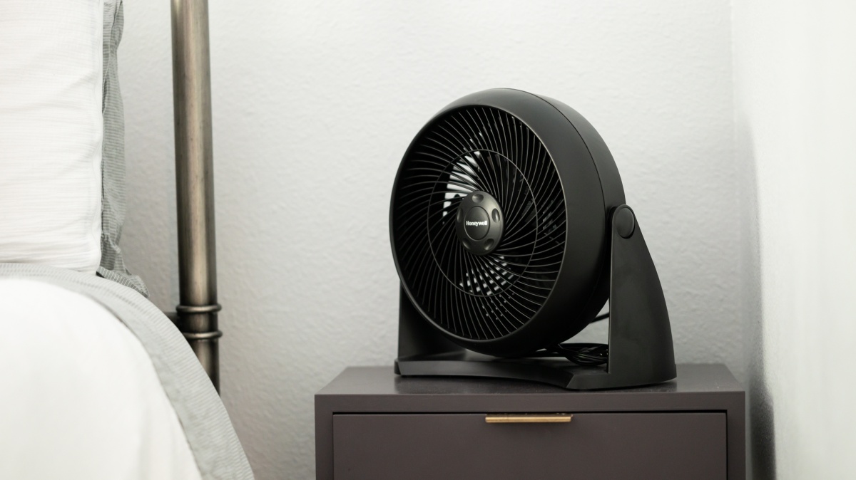 The 4 Best Table Fans of 2024 | Tested & Rated