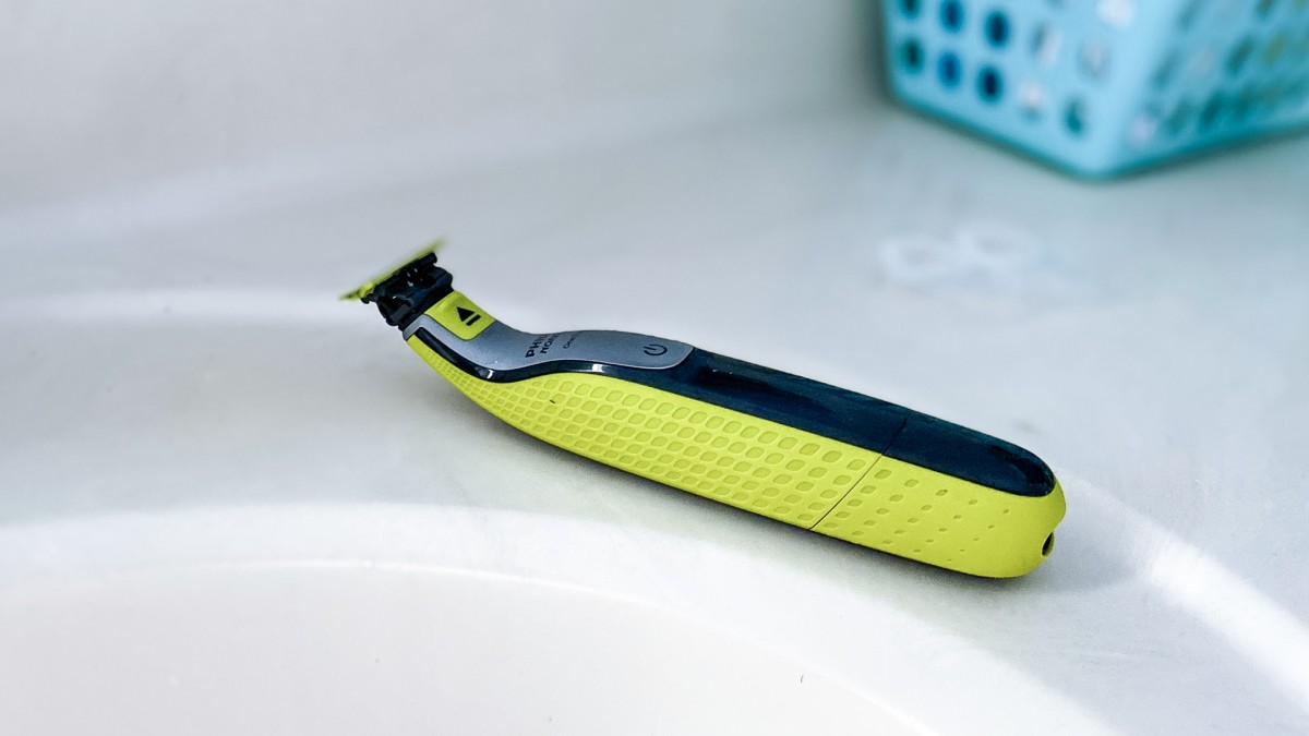 The 5 Best Electric Razors of 2024 | Tested