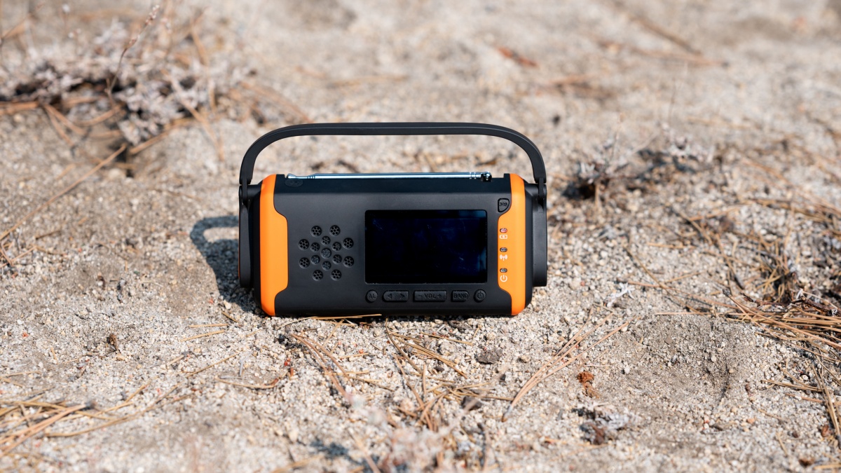 The 6 Best Weather Radios | Tested & Rated