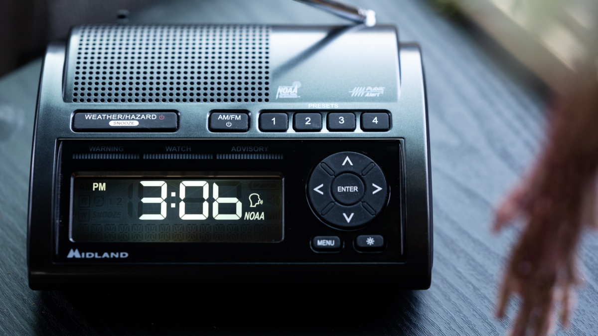 The 6 Best Weather Radios | Tested & Rated