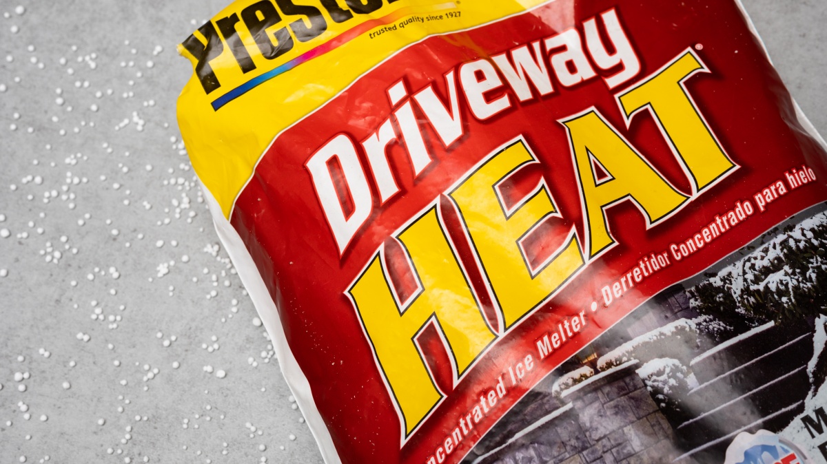 The 4 Best Ice Melts | Tested & Rated