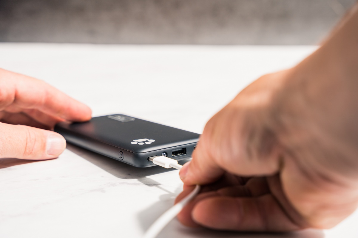 INIU Portable Charger 10000 Review | Tested & Rated