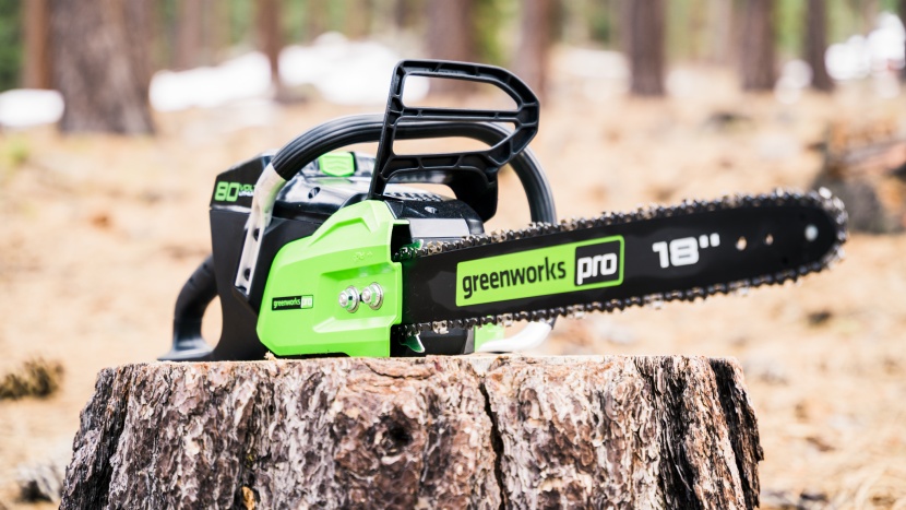 The 5 Best Battery Chainsaws | Tested & Rated