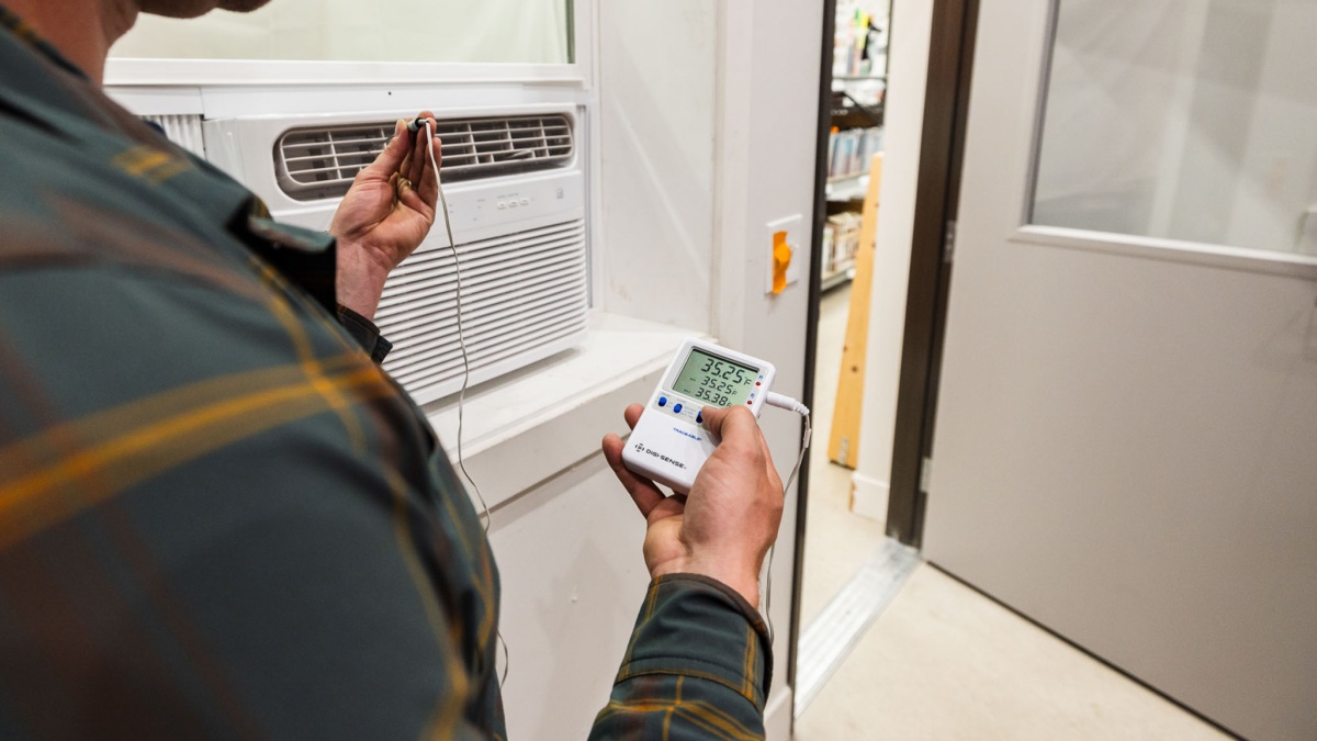 The 5 Best Window Air Conditioners of 2024 | Tested