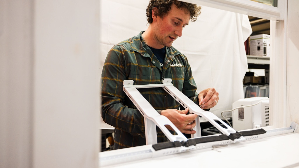 Midea U-Shaped MAW08V1QWT Review | Tested & Rated