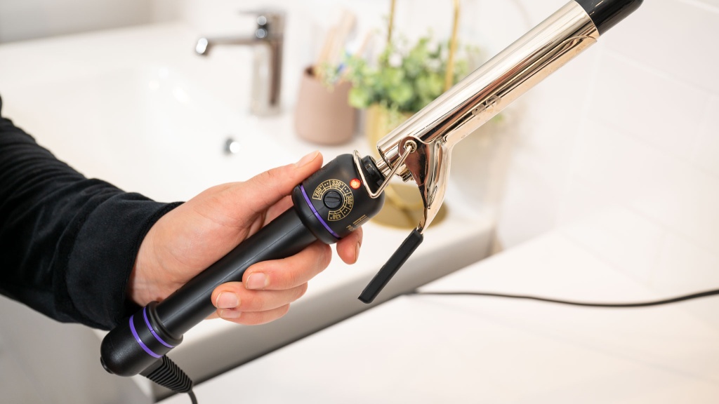 The 7 Best Curling Irons | Tested & Rated