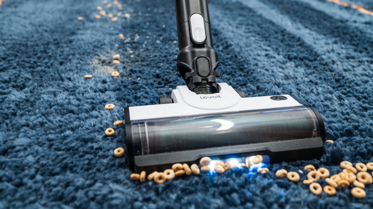 Levoit LVAC-200 Review | Tested & Rated