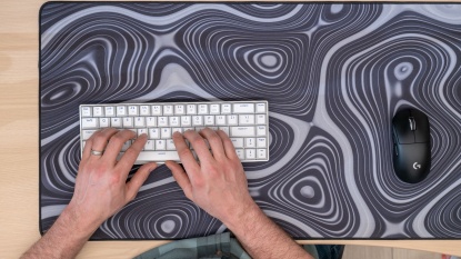 MageGee Portable 60% - Blue Whale Switch Review | Tested