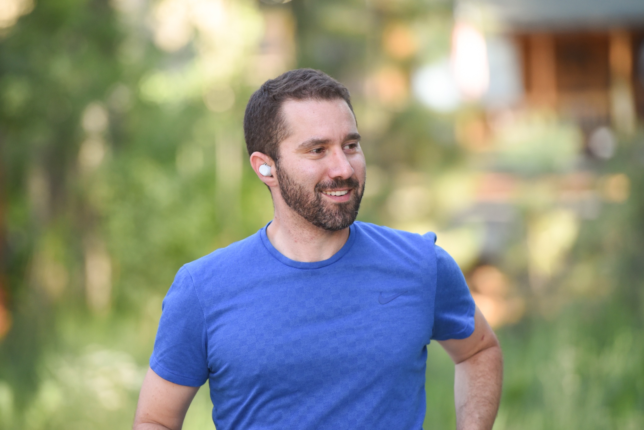 How We Use Frequency Response to Find the Best Sound - GearLab